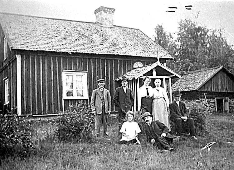 Fr.v: 1. Johan Alfred Johansson, Nolgården, född 1858, död 1928. 2 ...