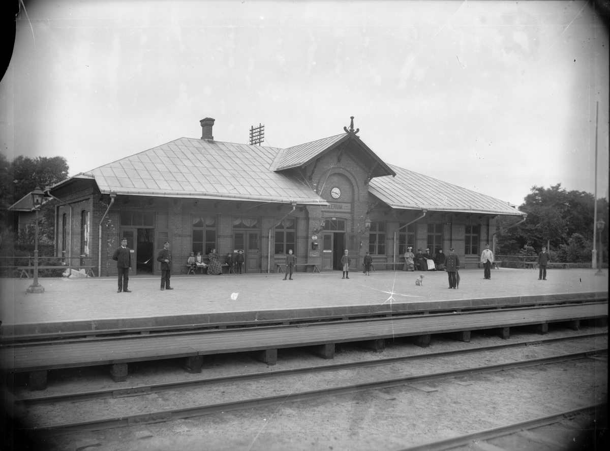 Lerum station. - Järnvägsmuseet / DigitaltMuseum